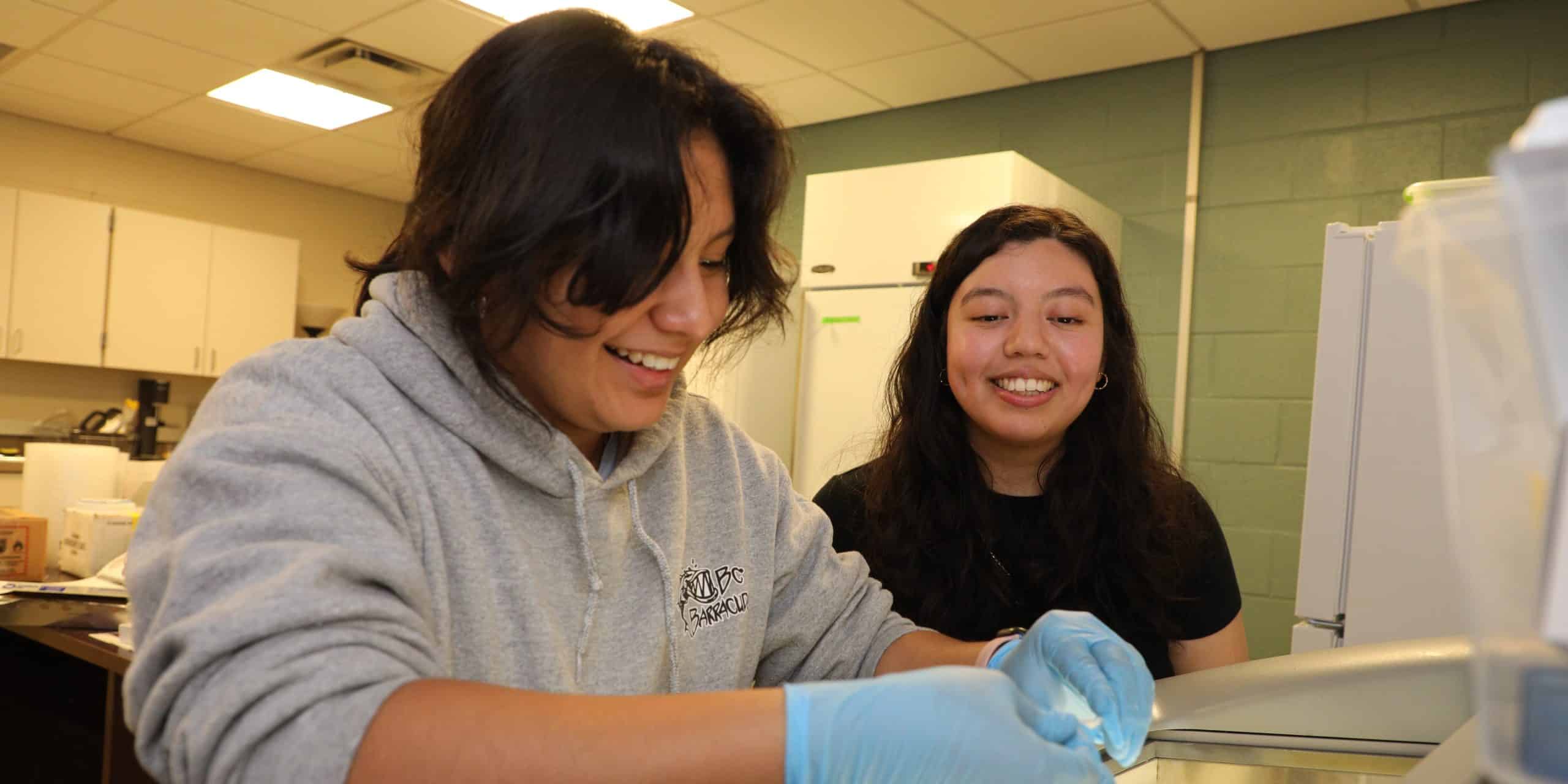 Pathways to Science Camp Opens Doors to STEM for Latina Students ...