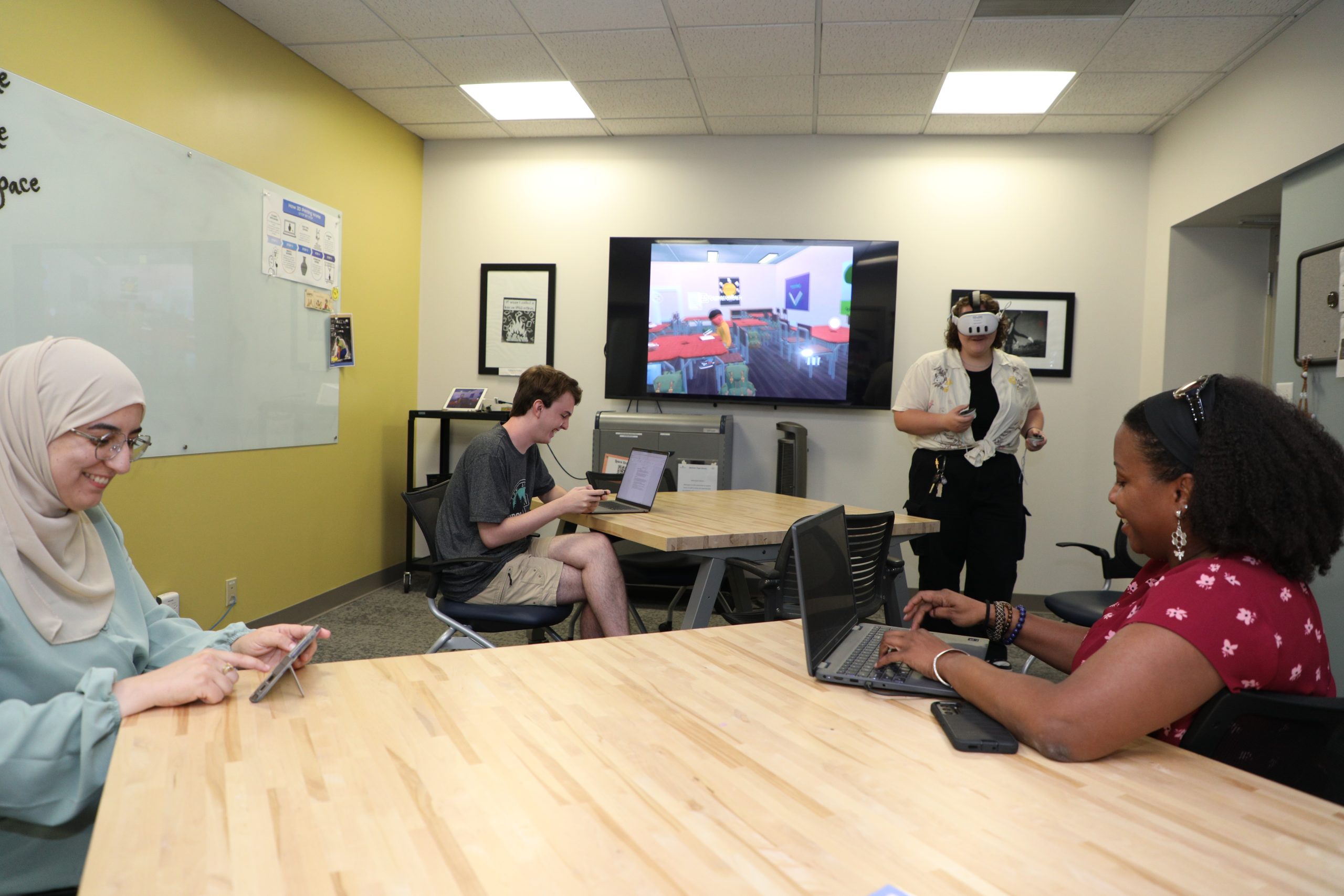 Interdisciplinary Collaboration Creates Virtual Reality Classroom ...